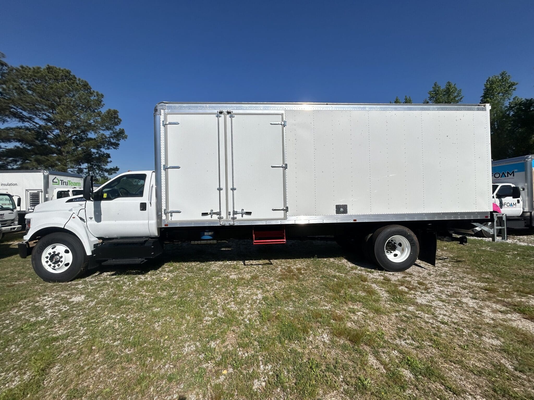 Used-Like New Krendl Fiber/Blow Rig, 20' Box Truck, Krendl 2800G, 150 ...