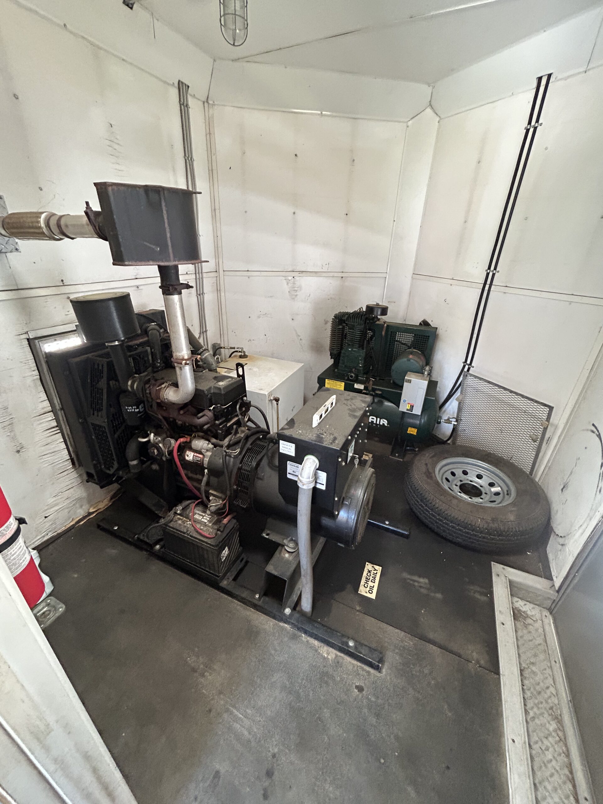 Used 2016 Reactor 2 E30 Spray Foam Rig, 24' Ramp-Door Trailer, 210 ...